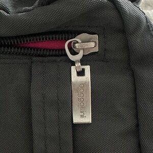 Baggallini | Bags | Baggallini Crossbody Bag Gray | Poshmark